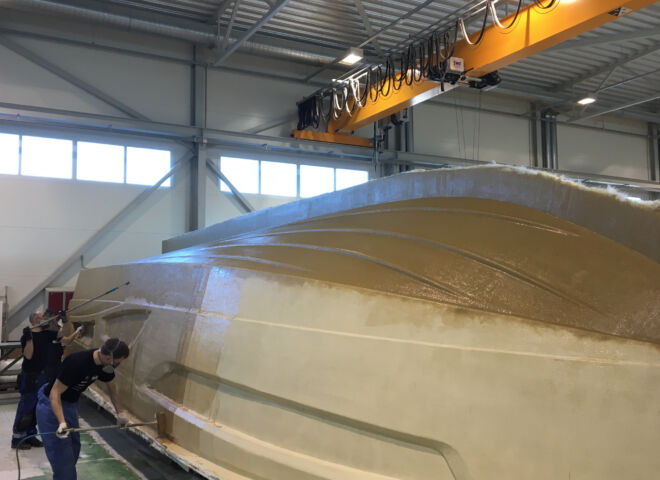 Hand lamination | Composite plus