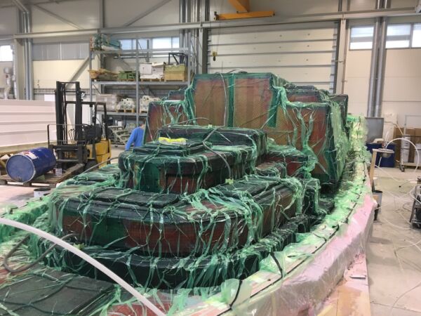 Vacuum infusion | Composite plus